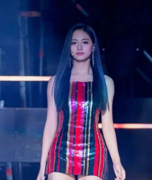 Test-tournament The most beautiful Ziyu outfit from Twice
