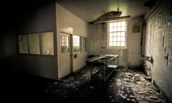 Test-tournament Horror movies about hospitals, mental hospitals, a